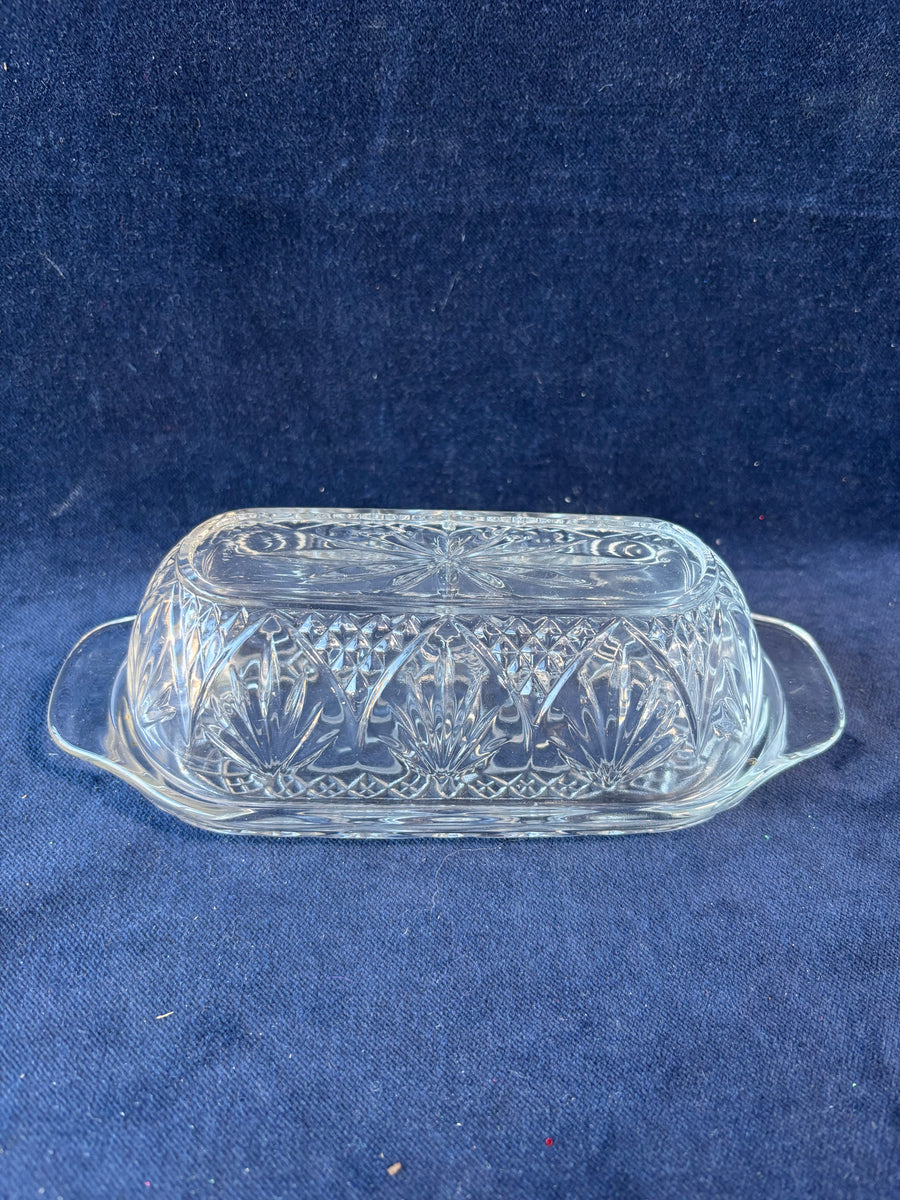 Cristal D’Arques Covered Glass Butter Dish – Williamsburg Estate Services