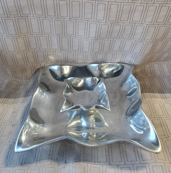 2 Piece Metal Wavy Edge Chip and Dip Platter – Williamsburg Estate Services